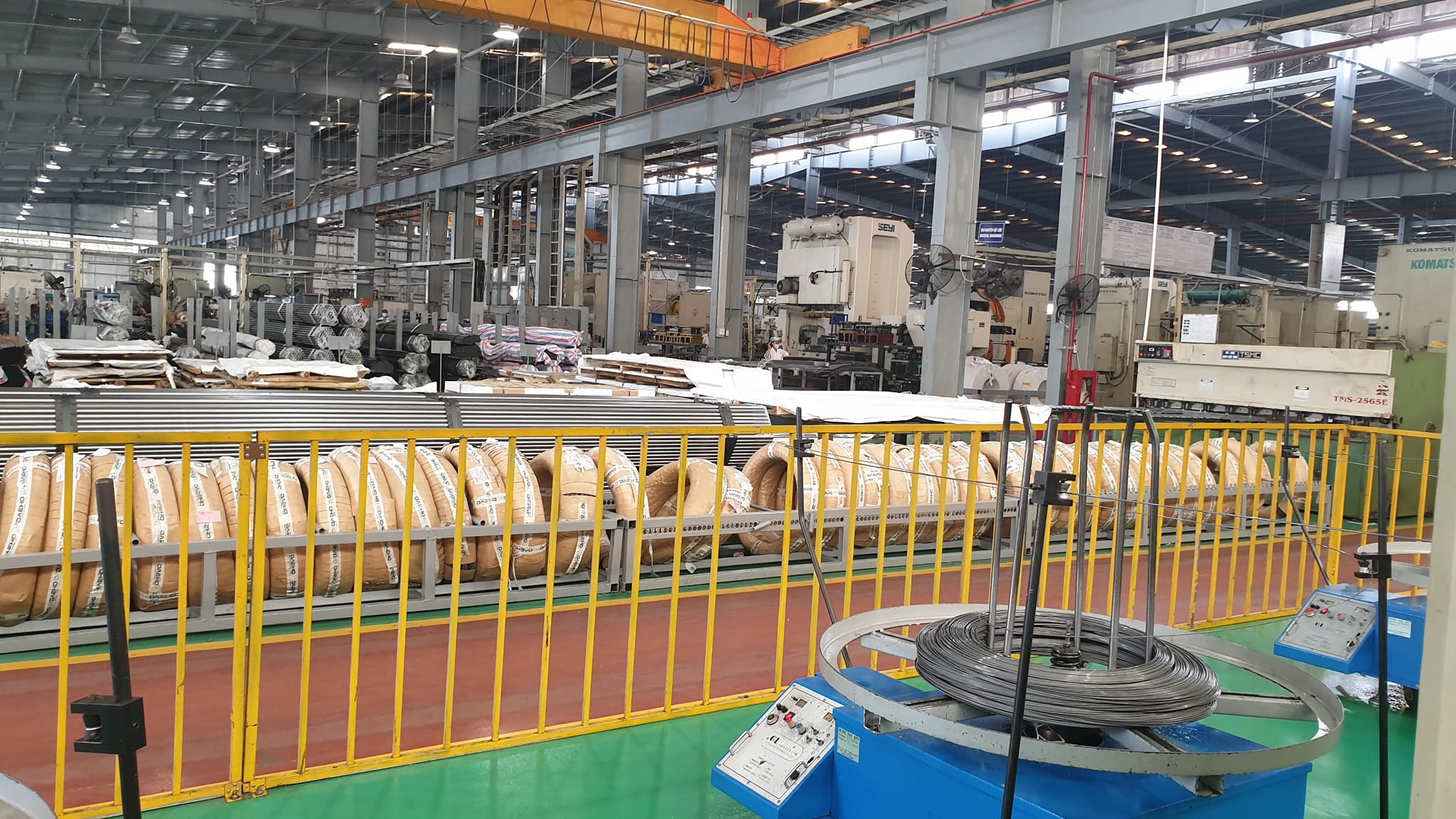 Máy uốn lò xo - Thiết bị công nghiệp