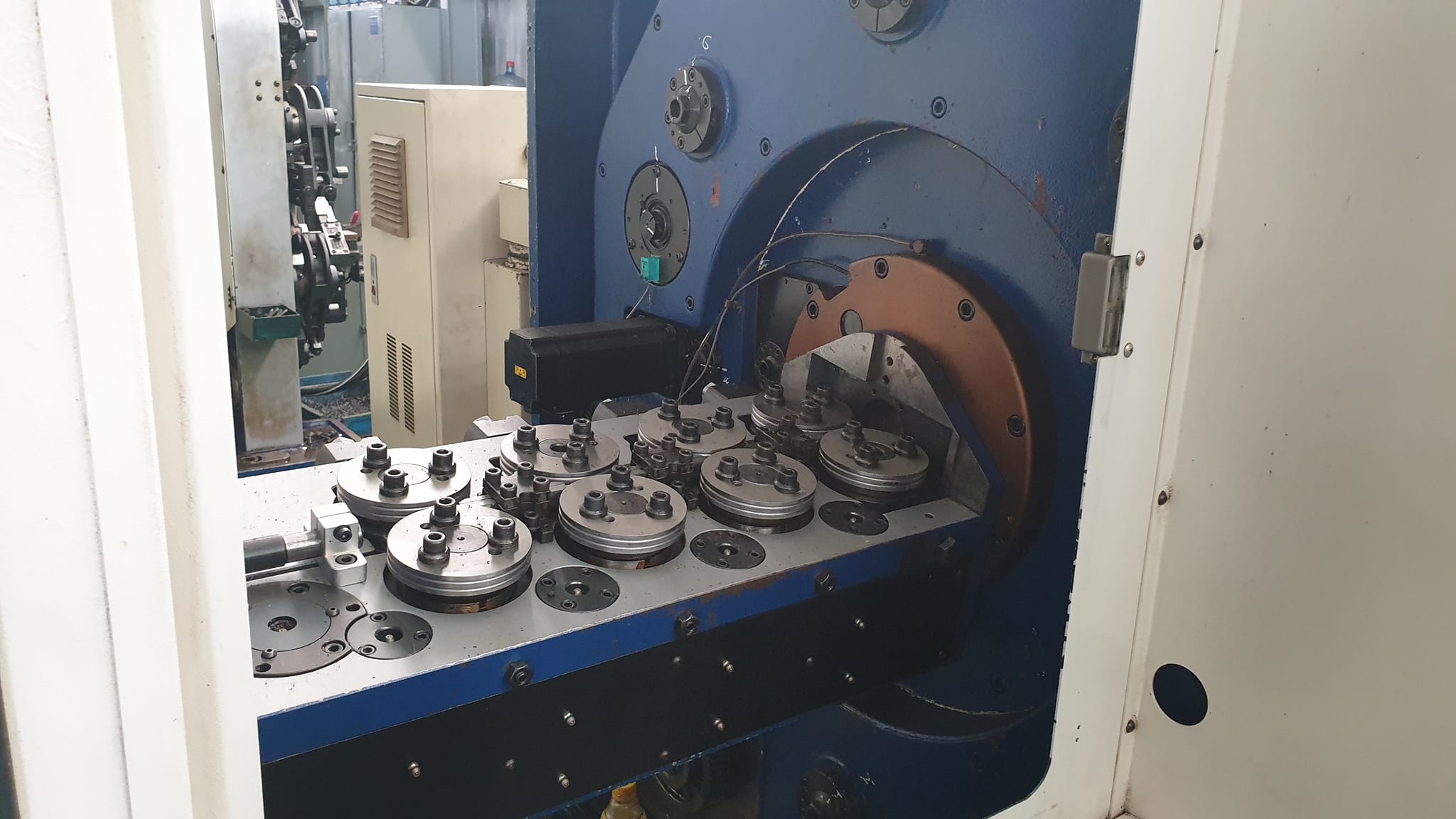 Máy uốn lò xo - Thiết bị công nghiệp